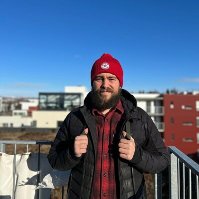 Ævisaga sr. Friðriks: Tekinn af stalli - Kirkjublaðið.is